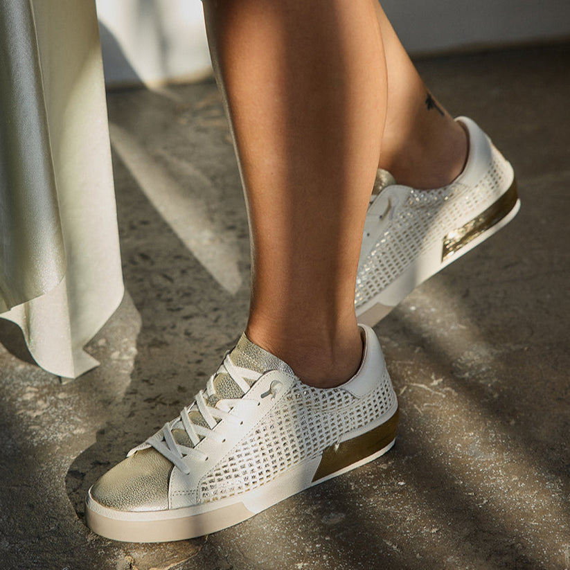 ZINA SNEAKERS BONE GOLD WOVEN – Dolce Vita