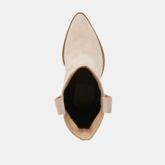 JESSEY BOOTS DUNE SUEDE – Dolce Vita