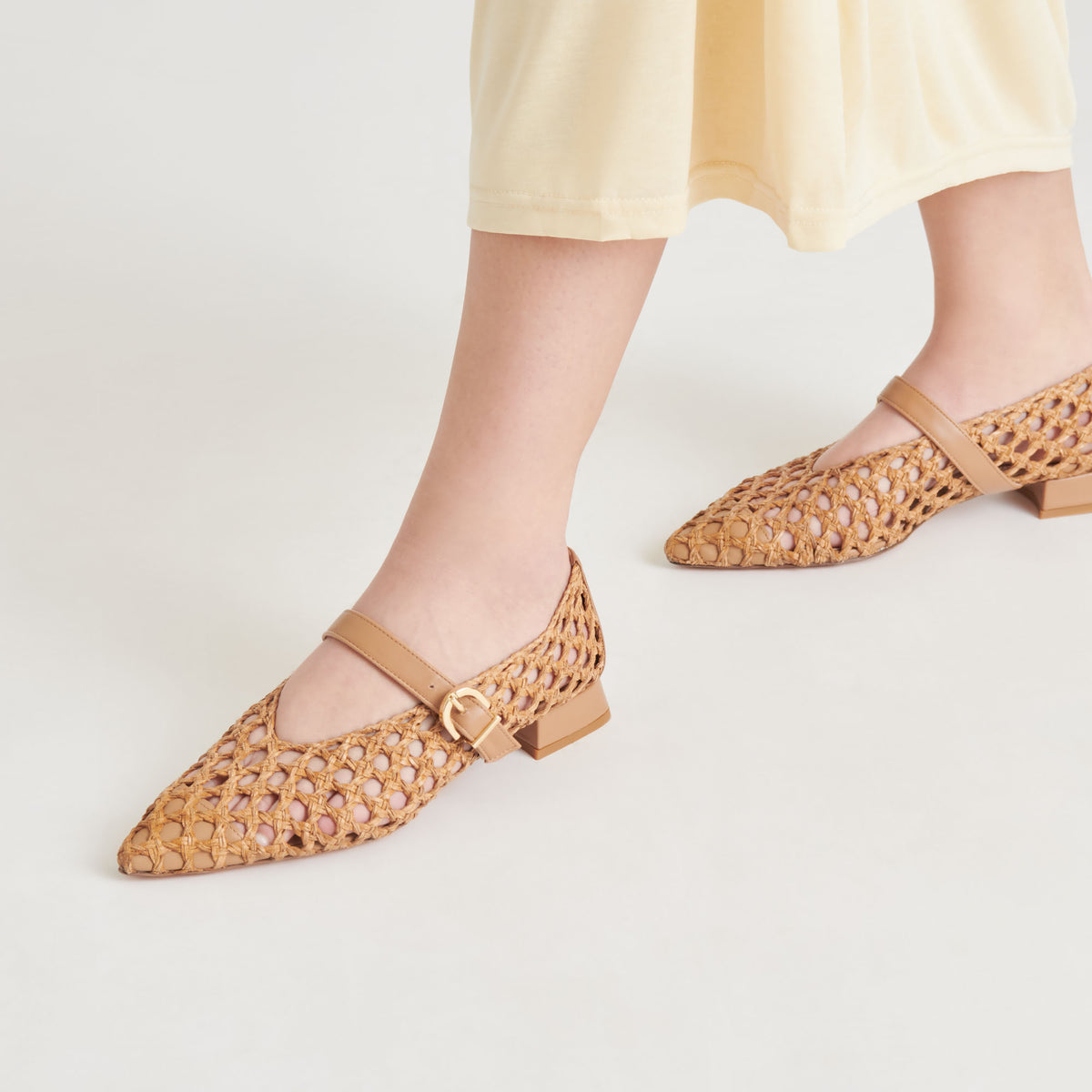 CATY BALLET FLATS NATURAL WOVEN – Dolce Vita