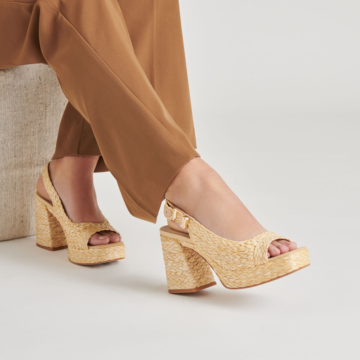 FLORES HEELS NATURAL RAFFIA – Dolce Vita
